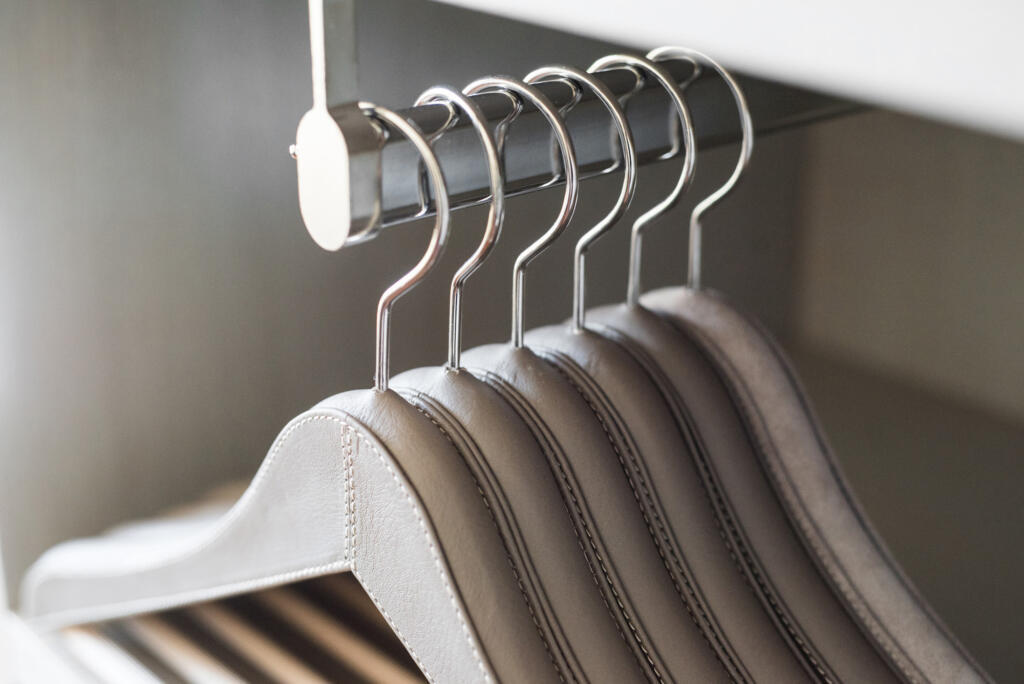 Shirt / Jacket Hanger covered in leather - HO by Sol&Luna